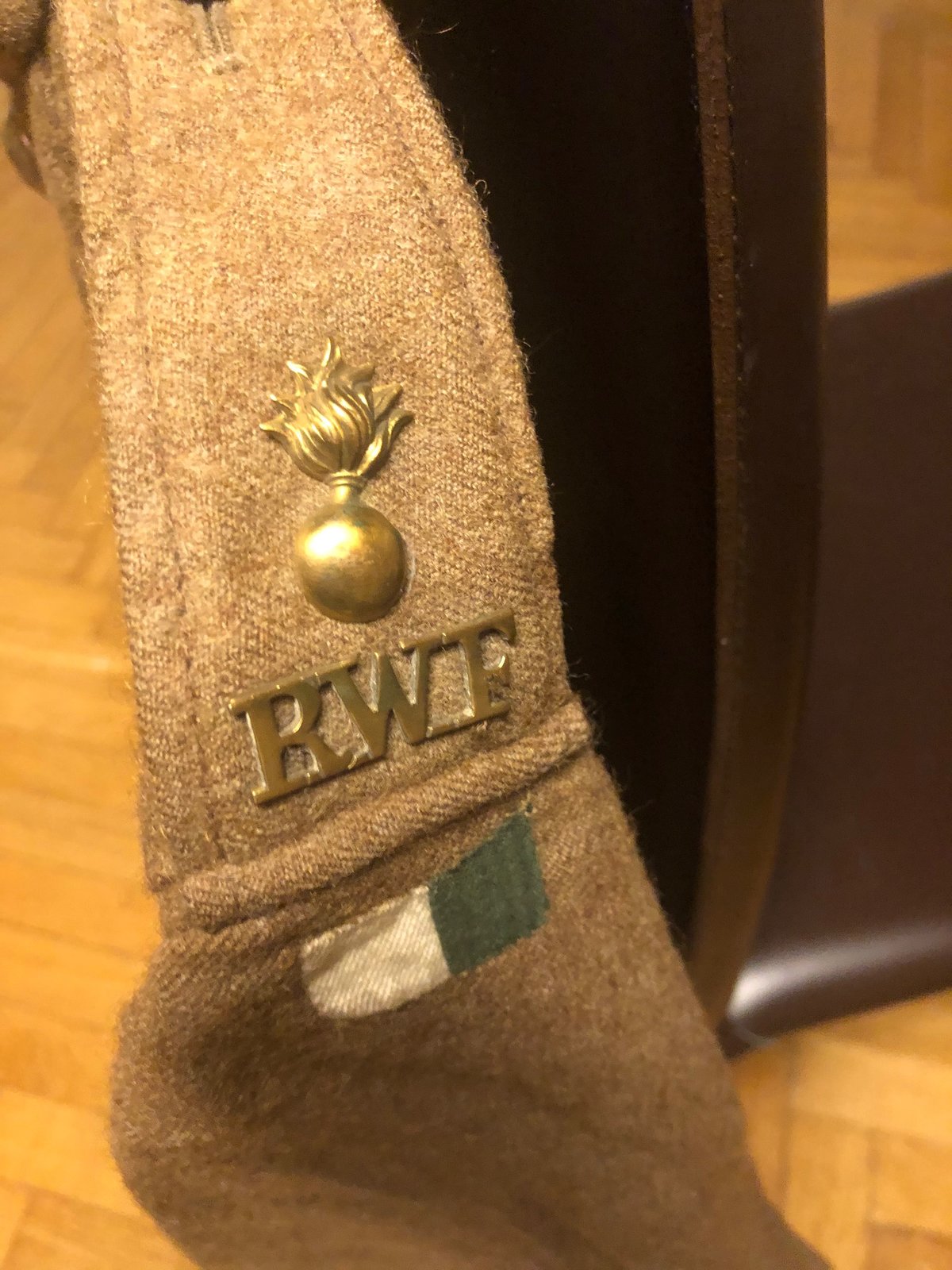 Welsh Regiment Divisional Patch? - Uniforms,Cap Badges and Insignia ...