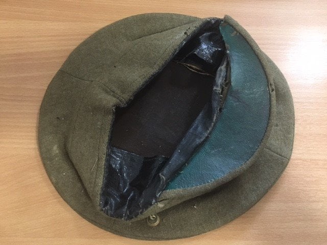 WW1 Cap ? - Uniforms,Cap Badges and Insignia - The Great War (1914-1918 ...