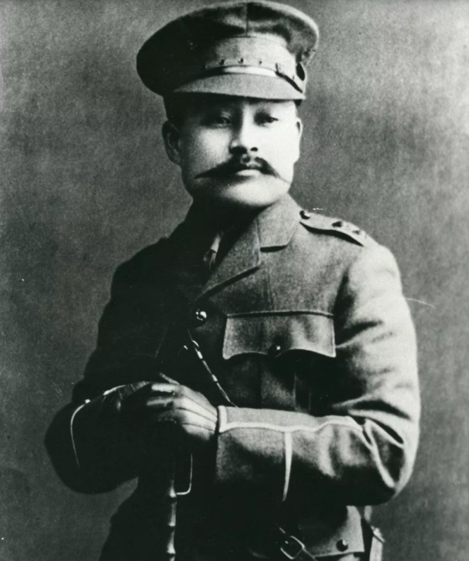 Cuff and Epaulette ranks - Uniforms,Cap Badges and Insignia - The Great ...