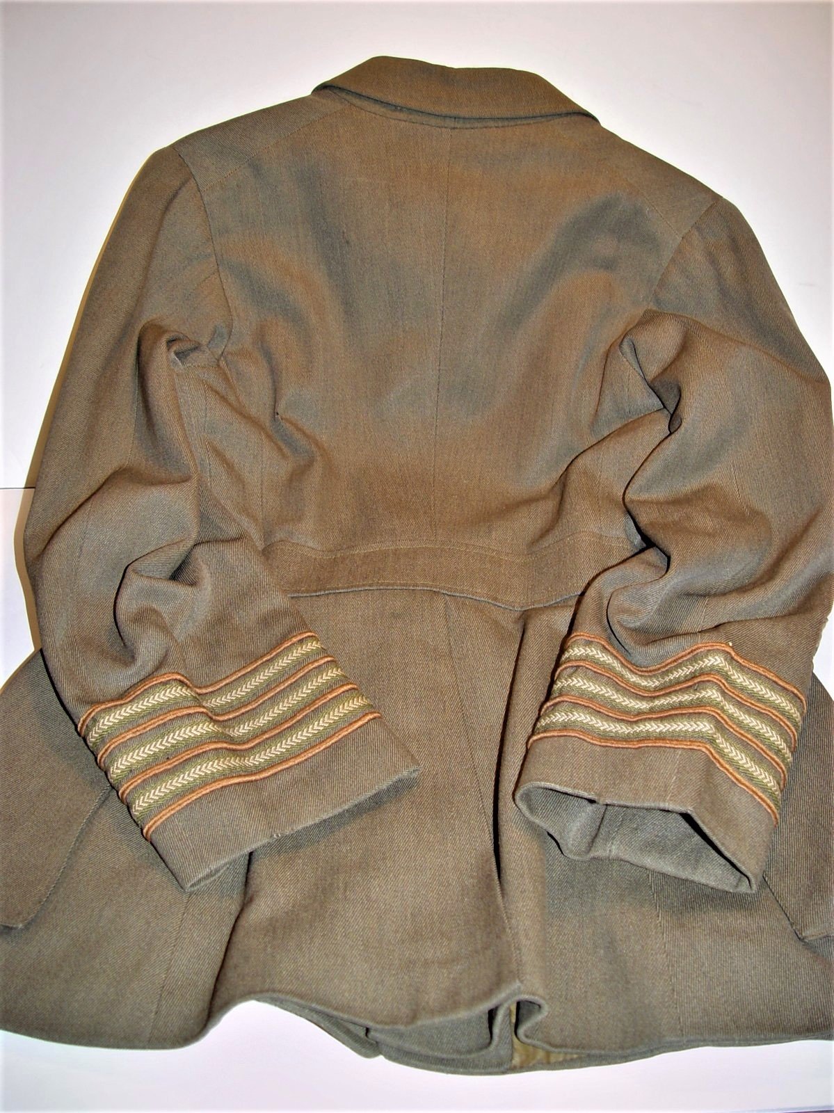 Cuff and Epaulette ranks - Uniforms,Cap Badges and Insignia - The Great ...