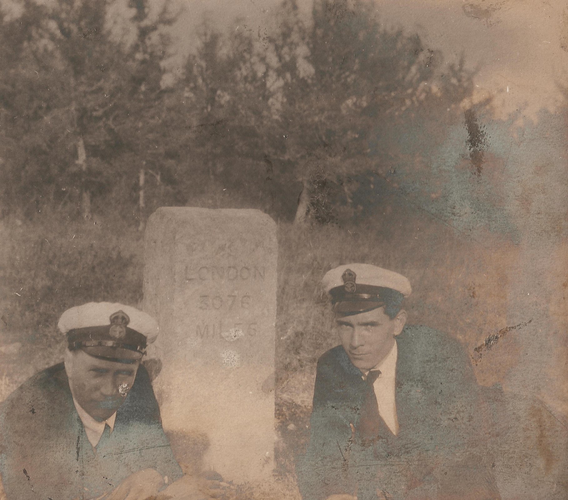 Royal Navy in Bermuda - Uniforms,Cap Badges and Insignia - The Great ...