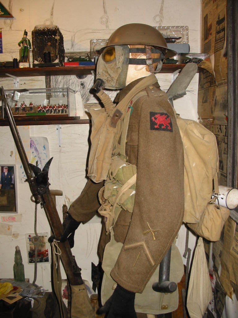 Reversed 38th Welsh Division patch - Uniforms,Cap Badges and Insignia ...