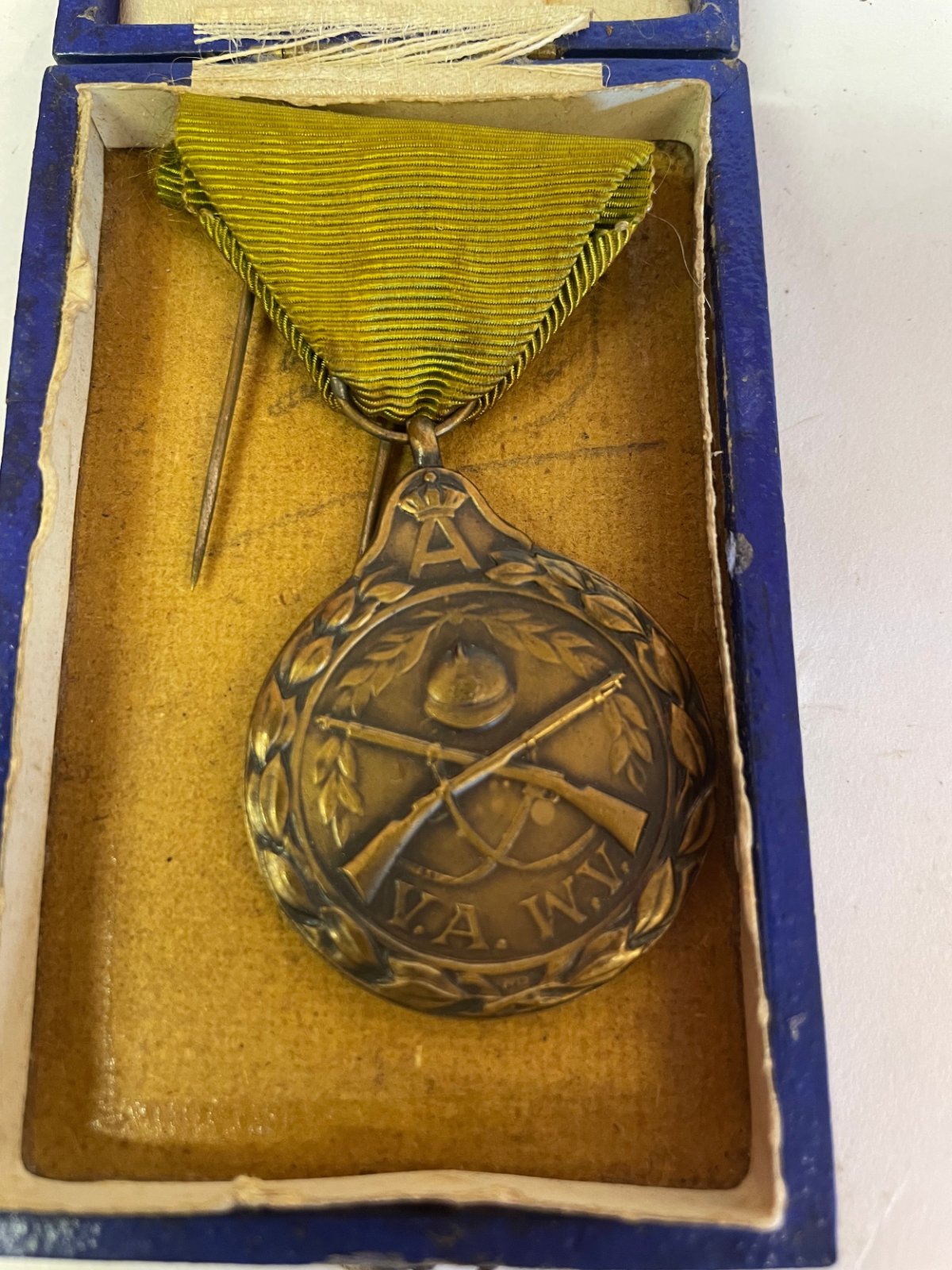 Help with identifying a WW1 Foreign Medal - Medals - The Great War ...