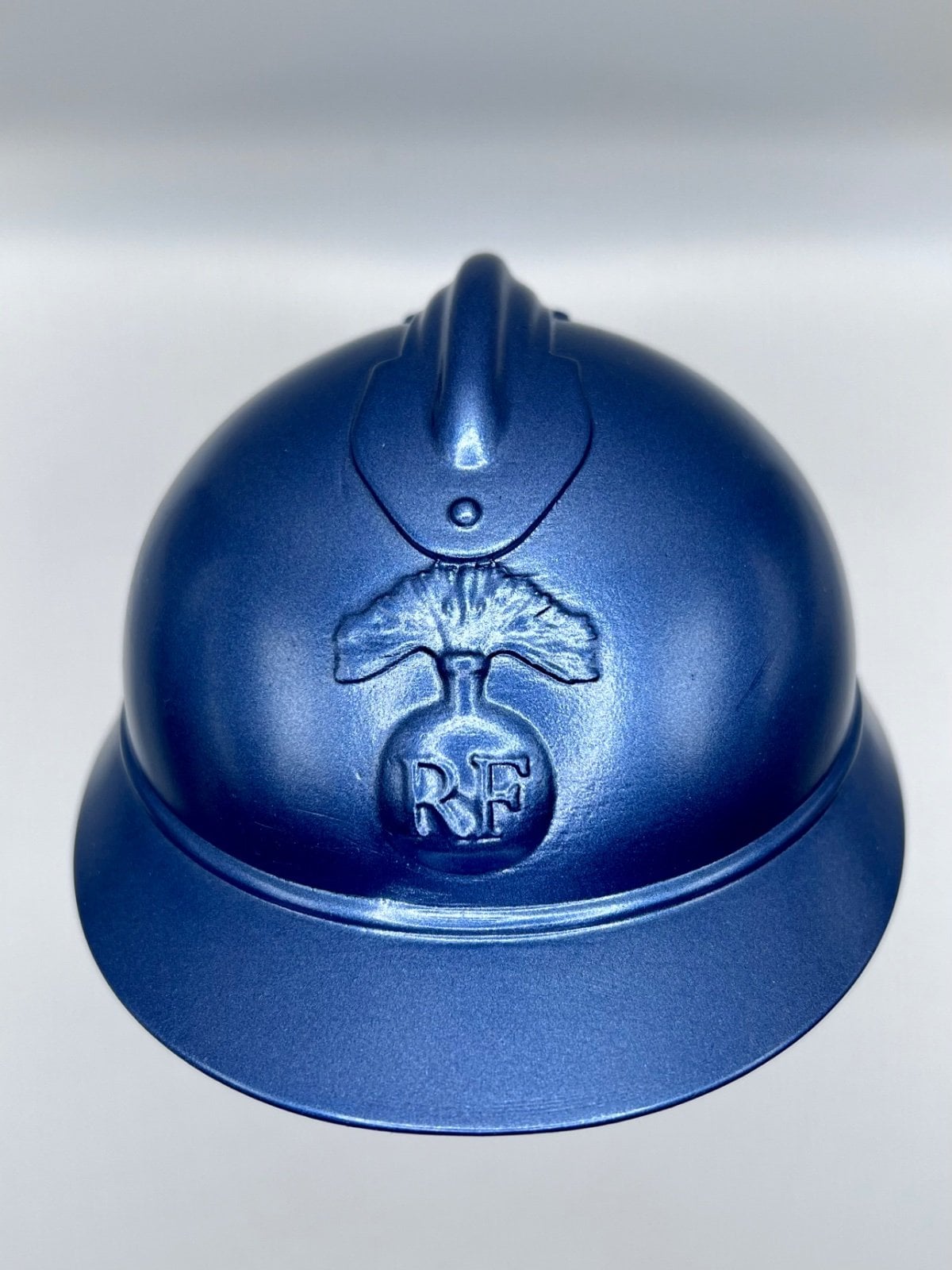 Looking for help - Adrian helmet color ? - Uniforms,Cap Badges and ...