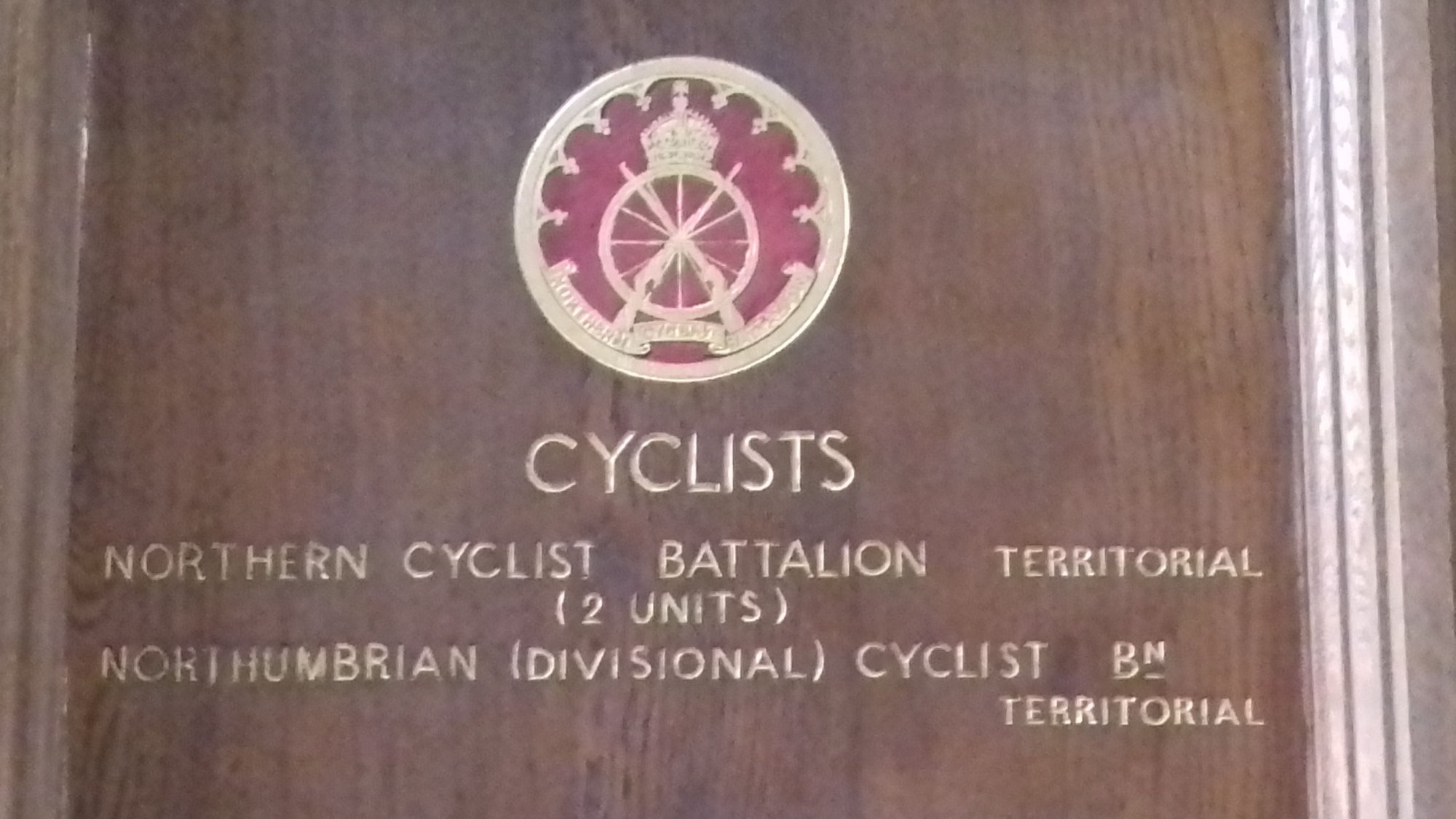 Army Cyclist Corps and Northern Cyclist Battalion badges - Uniforms,Cap ...