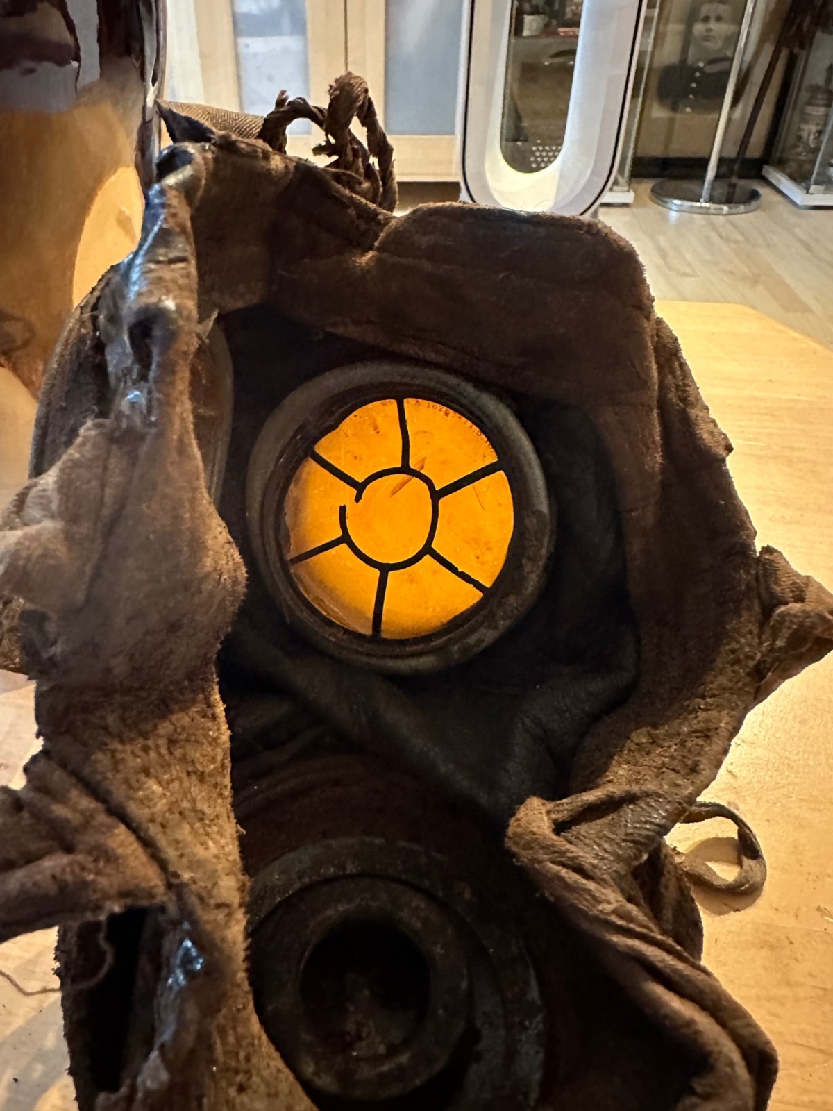 leather gas mask m17 with container - Other Equipment - The Great War ...