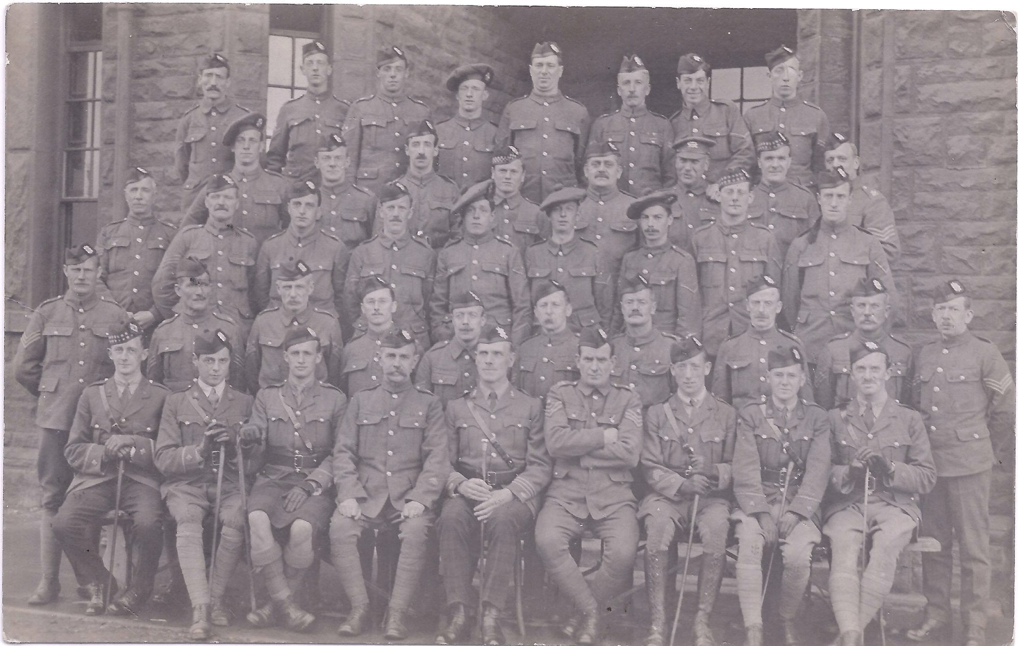 Royal Scots (Fusiliers?) Where was this picture taken?? - Soldiers and ...