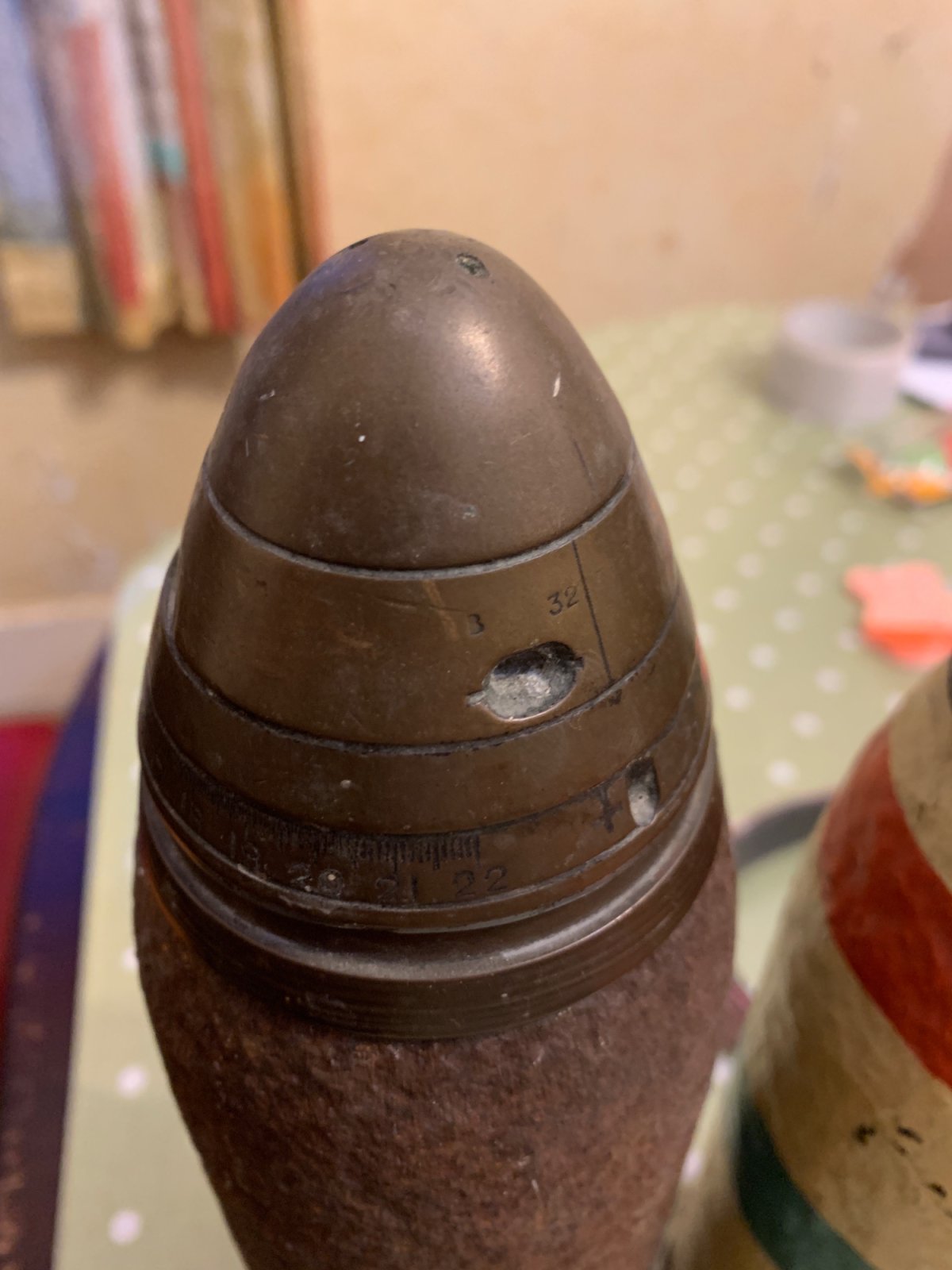 Could some one of this shell hear fuse for me - Arms and other weapons ...