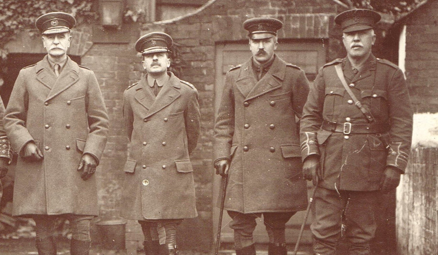 senior welsh officers group - Uniforms,Cap Badges and Insignia - The ...