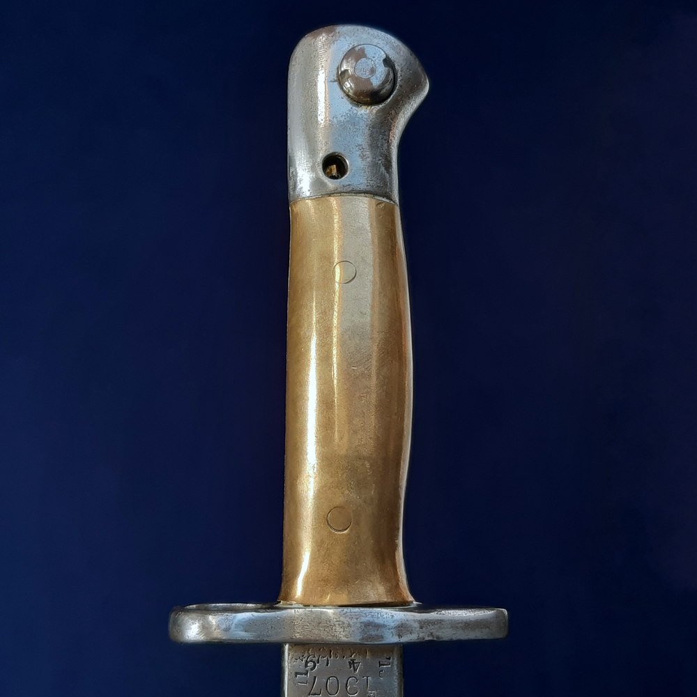 Another Brass Grip 1907 Bayonet - Arms and other weapons - The Great ...