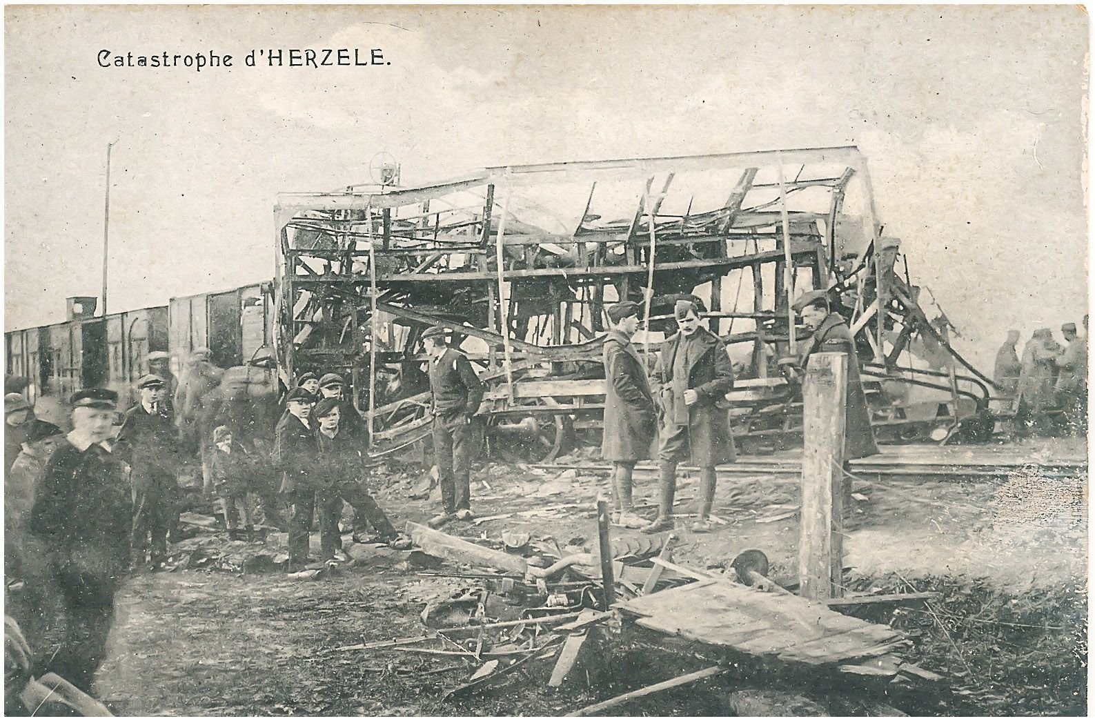 Train crash, Belgium December 1918 - Soldiers and their units - The ...