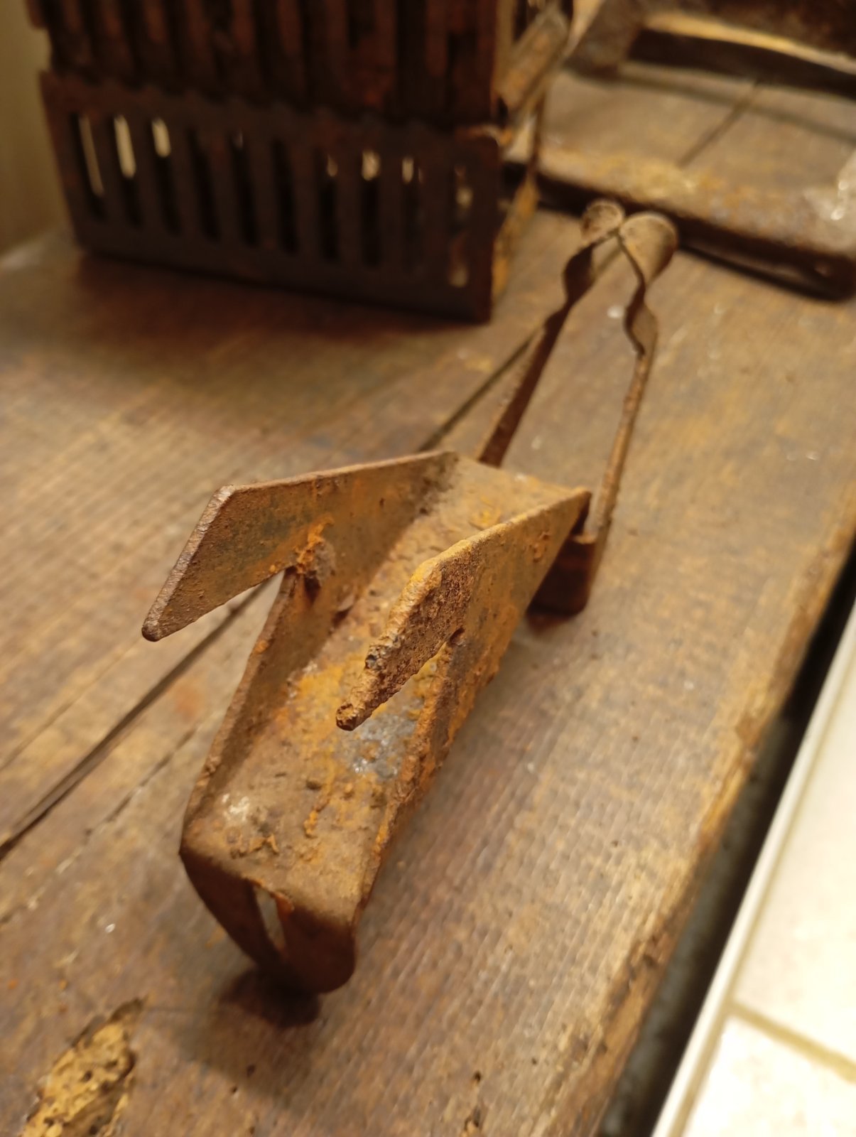 WW1 wire cutters / bullet type - Arms and other weapons - The Great War ...