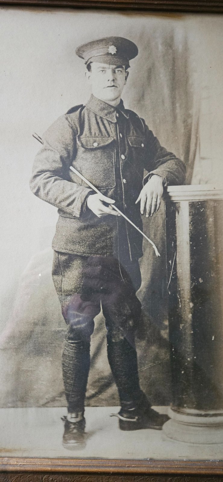 Irish Guards WW1 - Uniforms,Cap Badges and Insignia - The Great War ...
