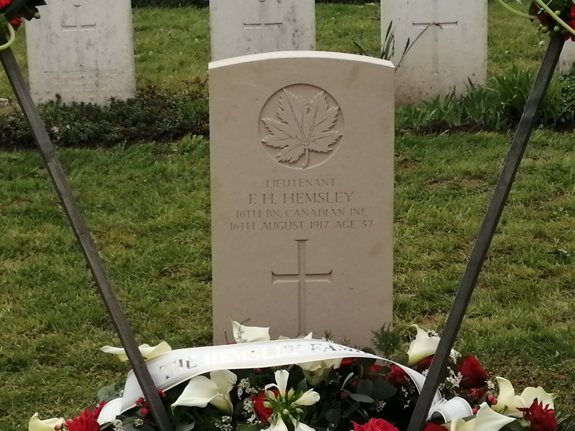 Lieutenant Françis Henry HEMSLEY - 16th Canadian Scottish - In Memoriam ...