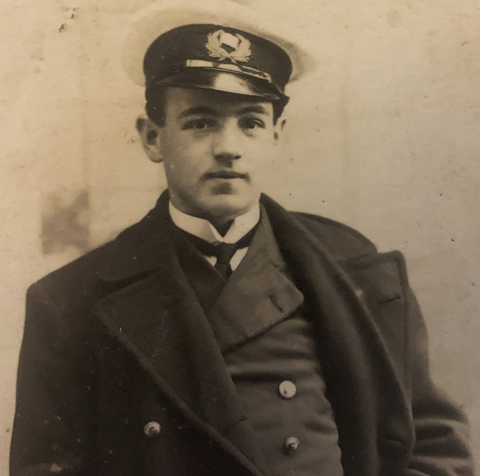 merchant navy cap badge ID - Sailors, navies and the war at sea - The ...