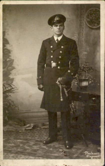Royal Navy Service Record - Sailors, navies and the war at sea - The ...