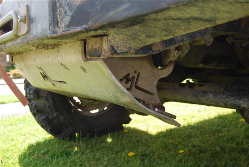 Defender 90 Steering Guard - which would you choose - Defender Forum ...