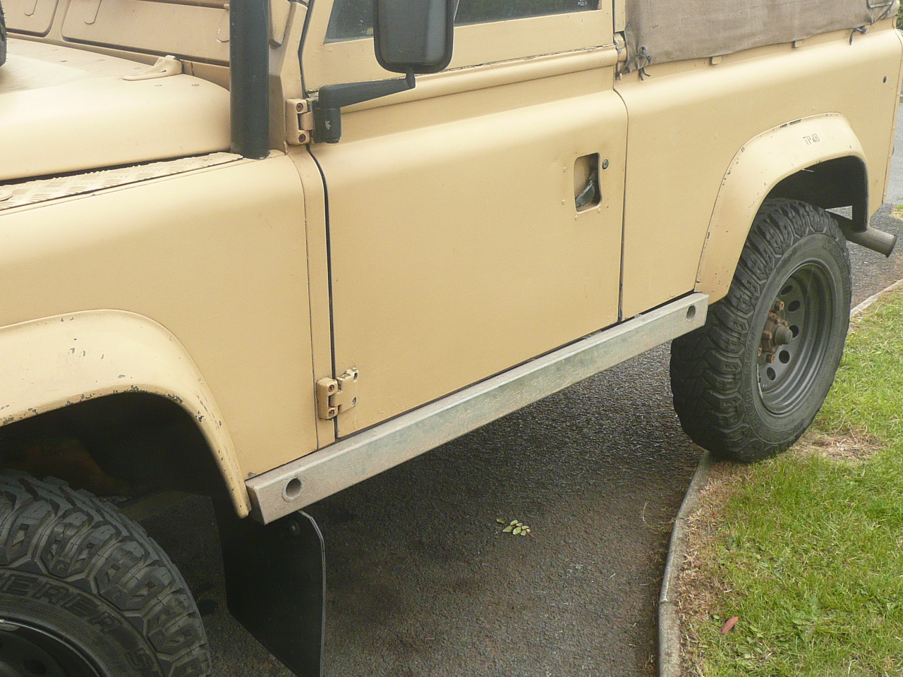 90 Rock/Tree sliders - Defender Forum (1983 - 2016) - LR4x4 - The Land ...