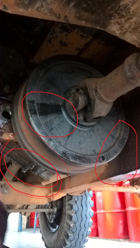 Leaking and missing rear Axle number - Defender Forum (1983 - 2016 ...