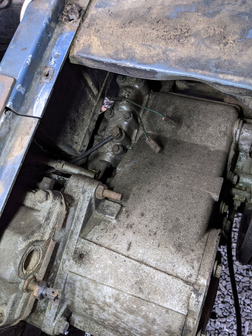 Reverse switch defender - Defender Forum (1983 - 2016) - LR4x4 - The ...