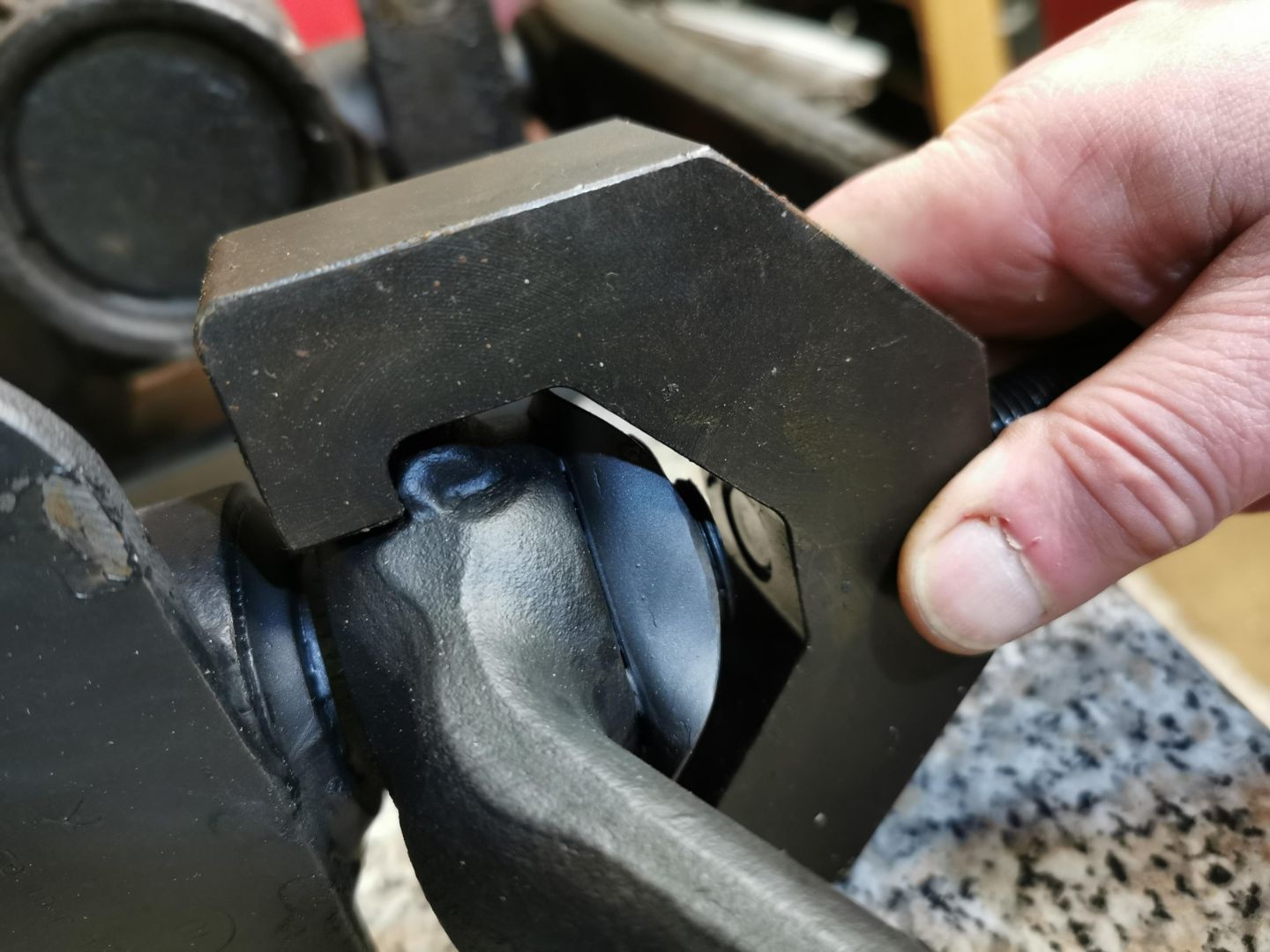 Drop arm puller - Defender one won’t fit the Discovery drop arm ...