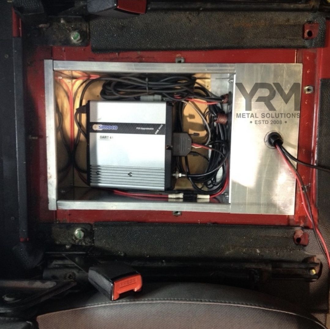 ECU (re)-location for Td5 engine conversion. - Defender Forum (1983 ...