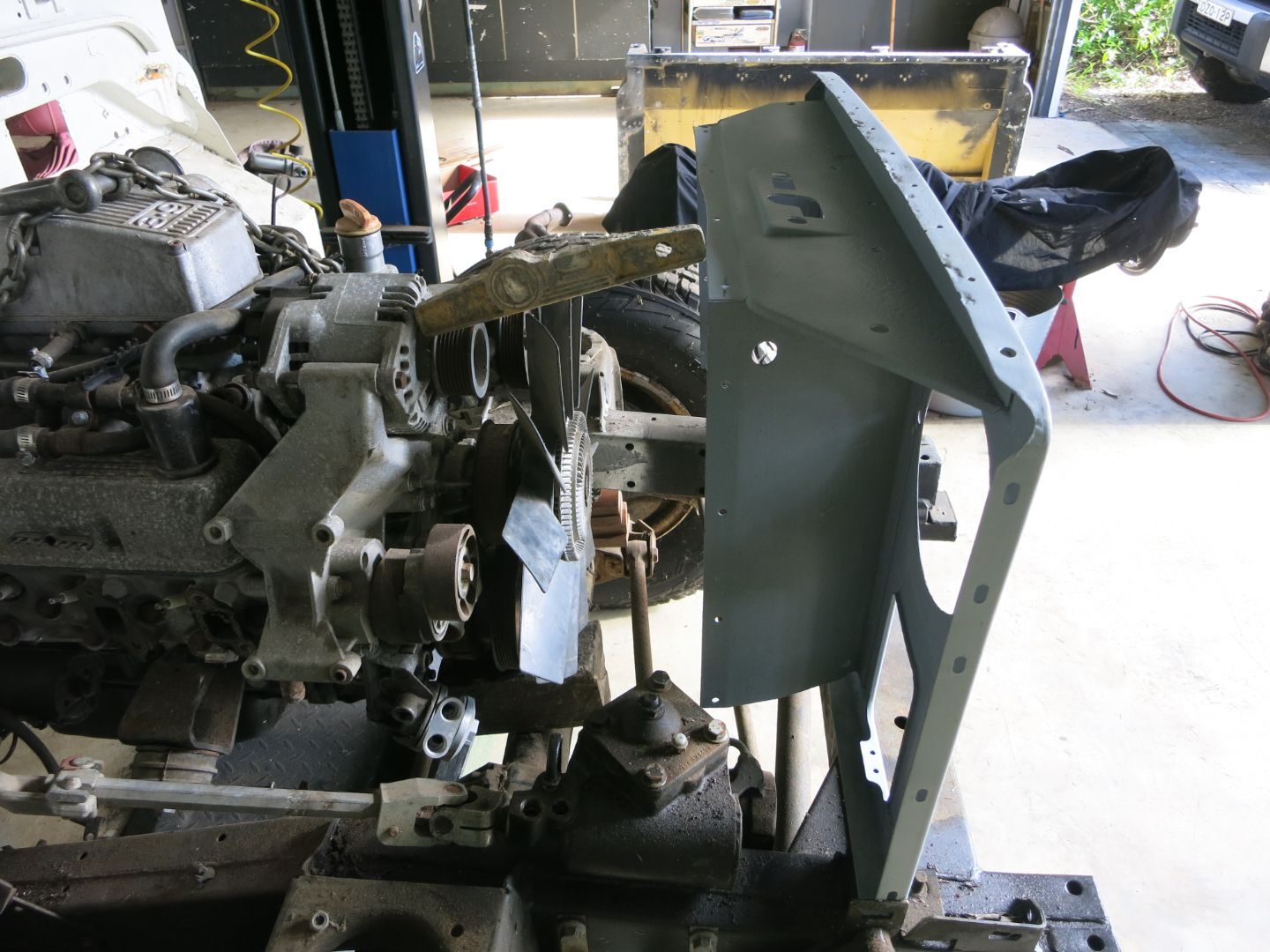 Series 2 body on 110 chassis with Disco V8/auto. - Page 5 - Modified ...