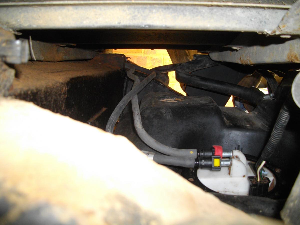 300Tdi ROW fuel line fittings - Defender Forum (1983 - 2016) - LR4x4 ...