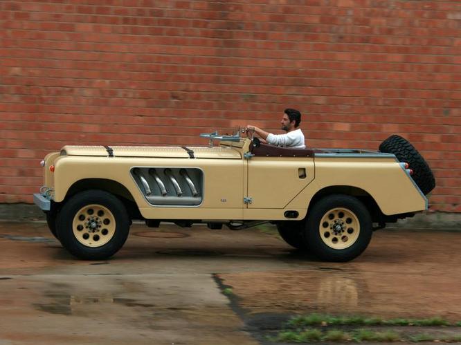 Where do I find the pic of the 1930's style roadster on RRC chassi ...