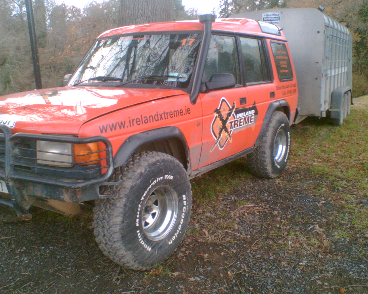 Looking for pictures of 300tdi Disco in Tangier Orange - International ...