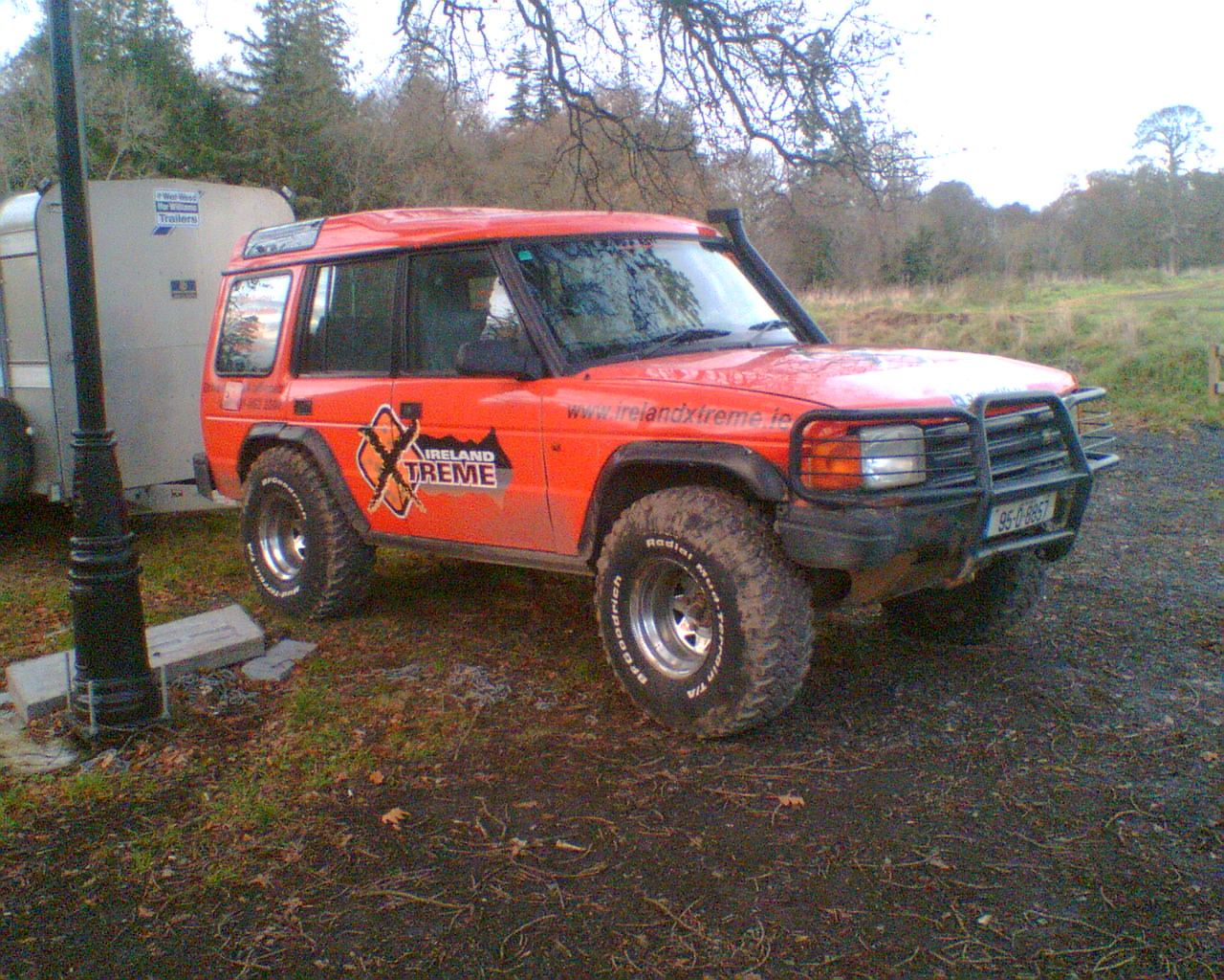 Looking for pictures of 300tdi Disco in Tangier Orange - International ...