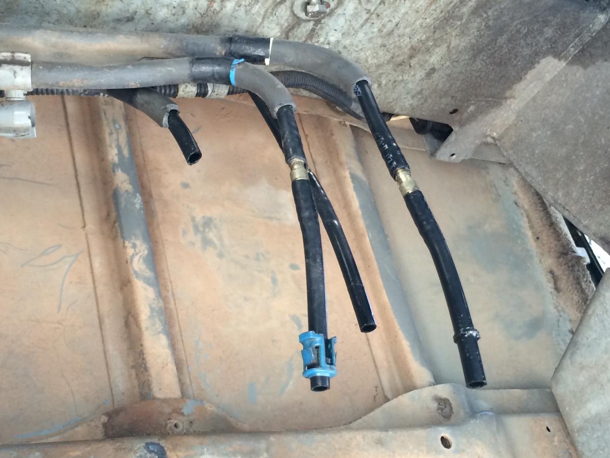 TD5 Fuel Pipes - Defender Forum (1983 - 2016) - LR4x4 - The Land Rover ...