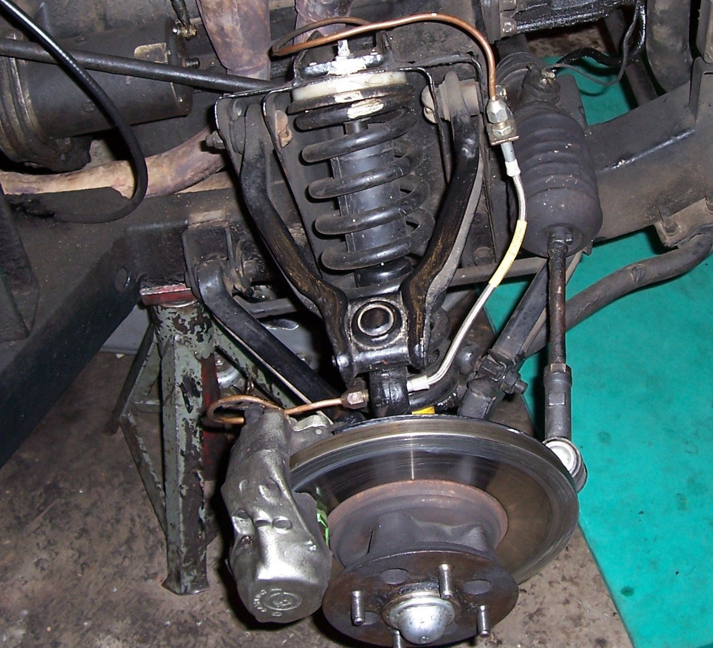 vitesse mk1 front brakes - Braking System - The Triumph Sports Six Club ...
