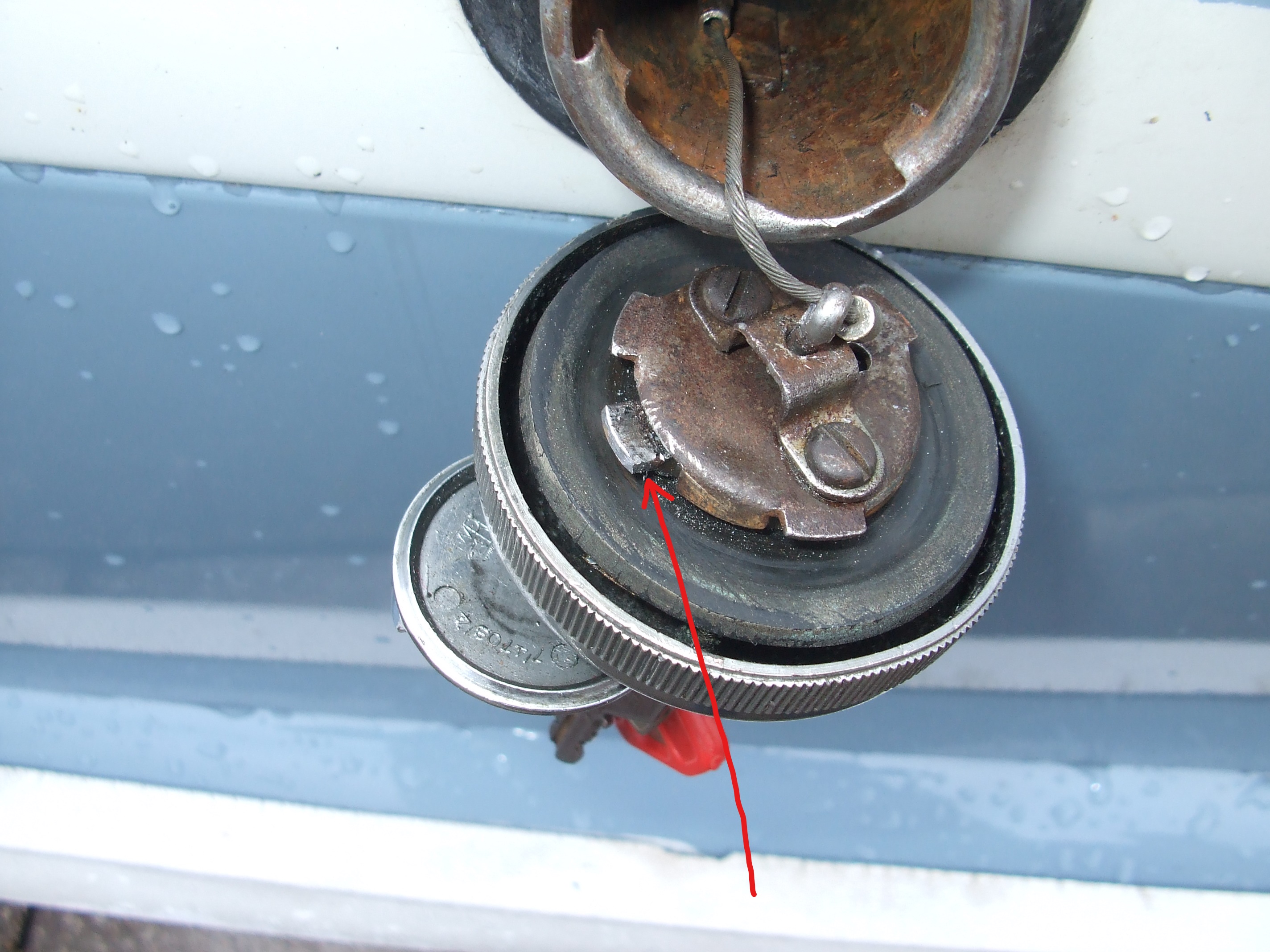 Chrome or Stainless locking fuel cap for a Triumph Herald - Fuel System ...