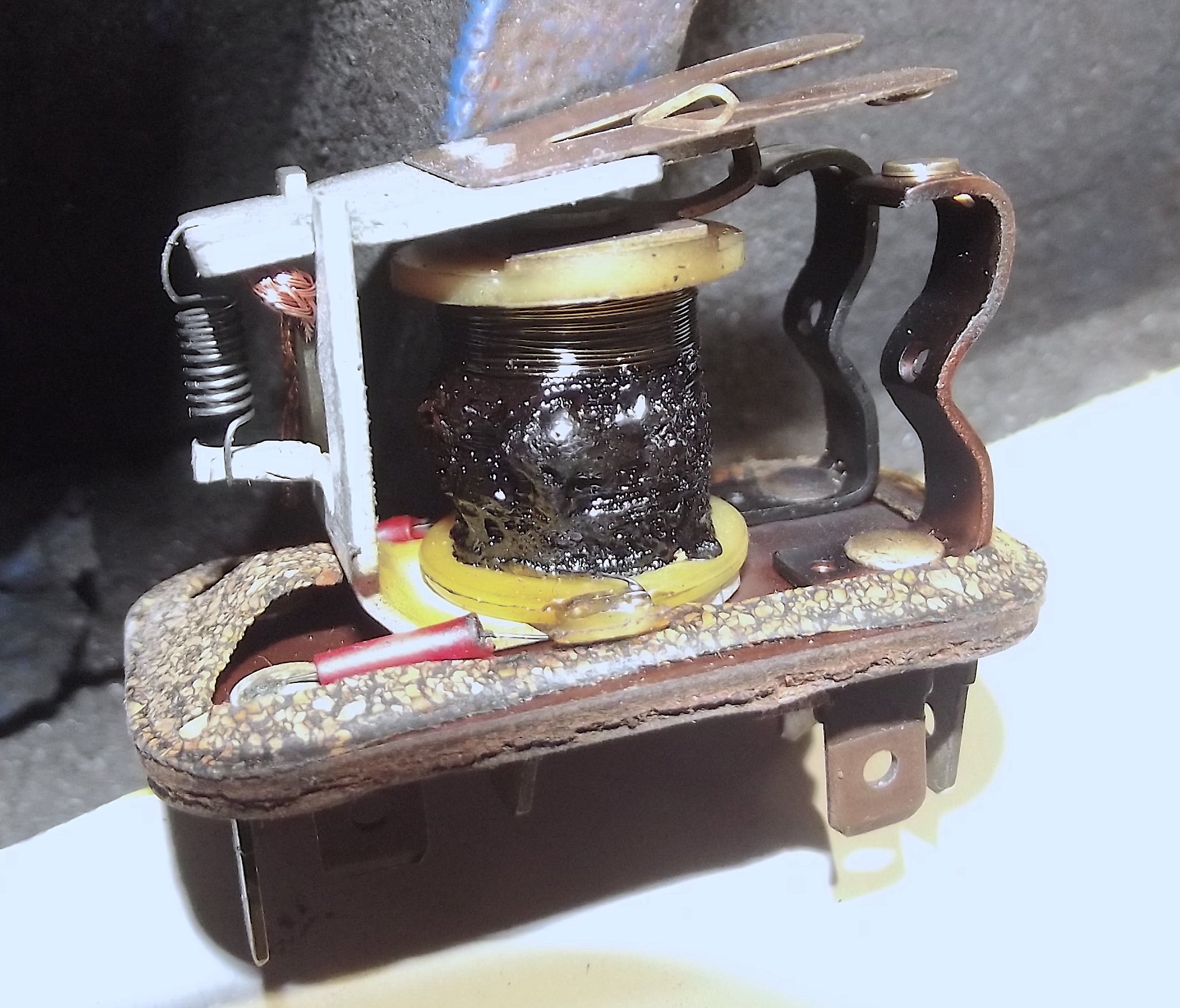6RA overdrive relay failure. - Electrical System - The Triumph Sports ...