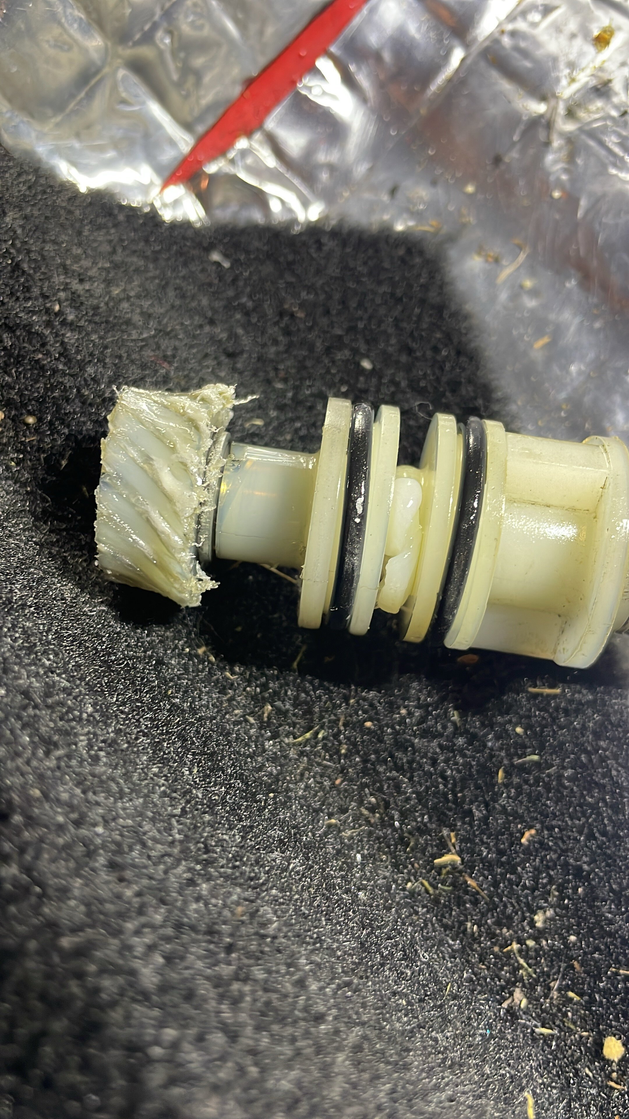 Seized Spitfire Mk3 speedometer - Gearbox & Overdrive - The Triumph ...