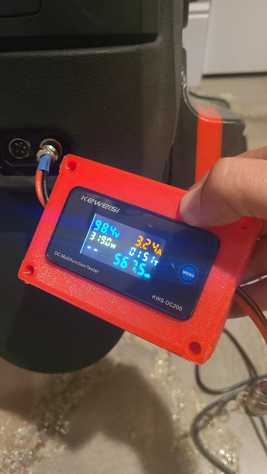 Charge Monitors - see your voltage, current, and input battery capacity ...