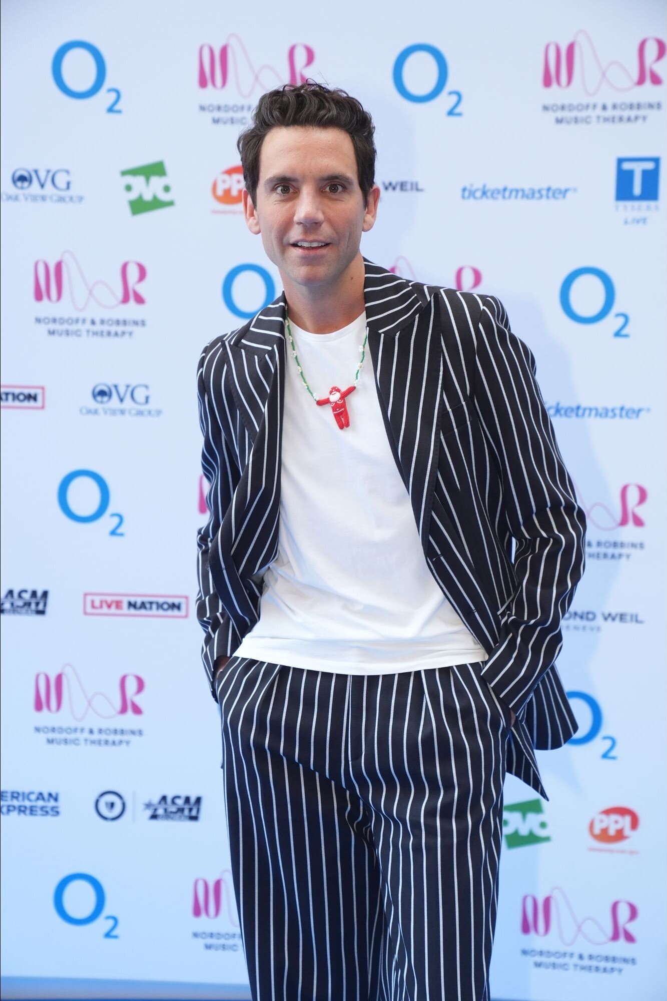Silver Clef Awards 2025 : Mika is honoured with the Global Impact award ...