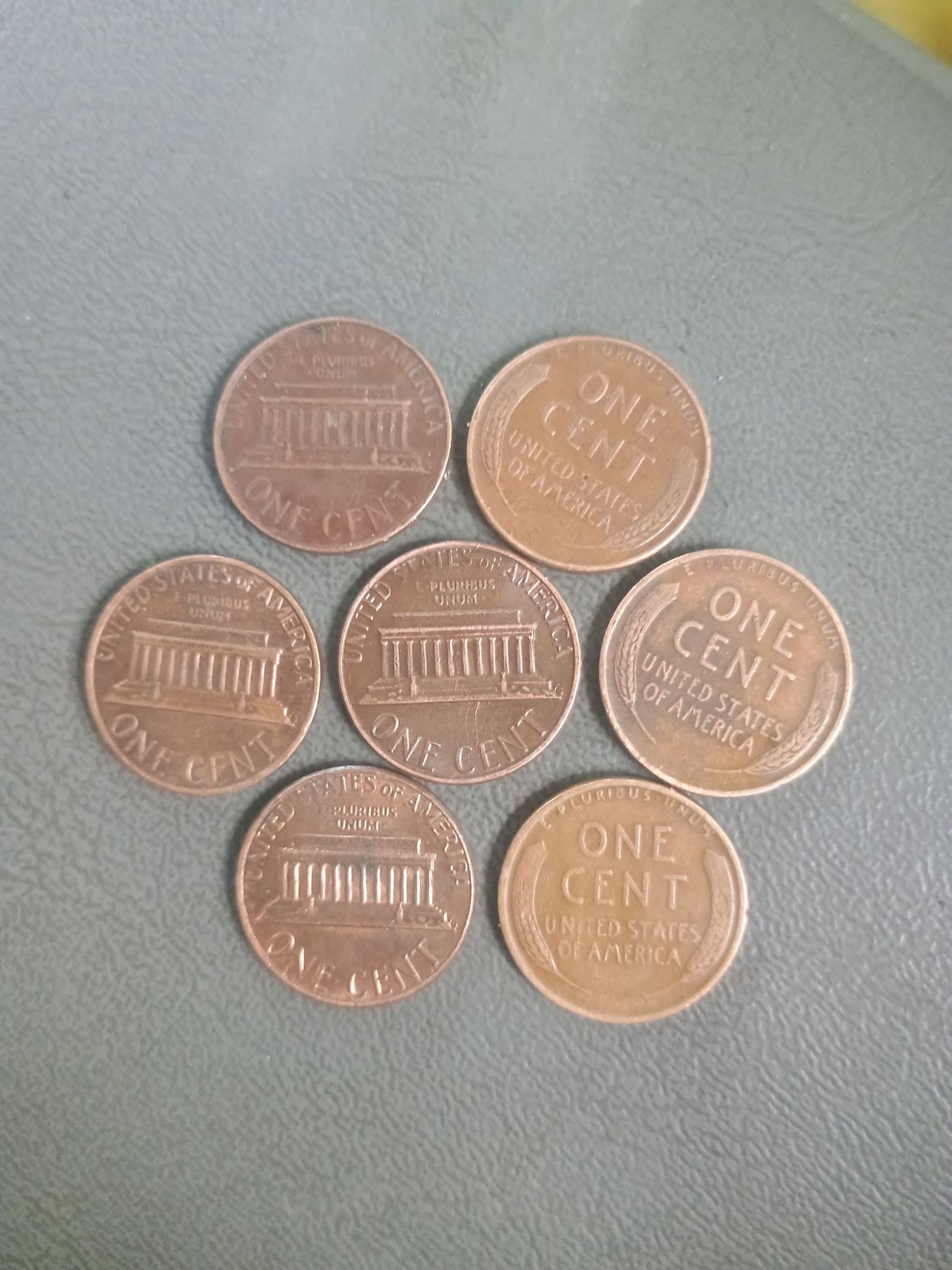 How to spot a fake / counterfeit. My 1983 D weight 3.1 on scales ...