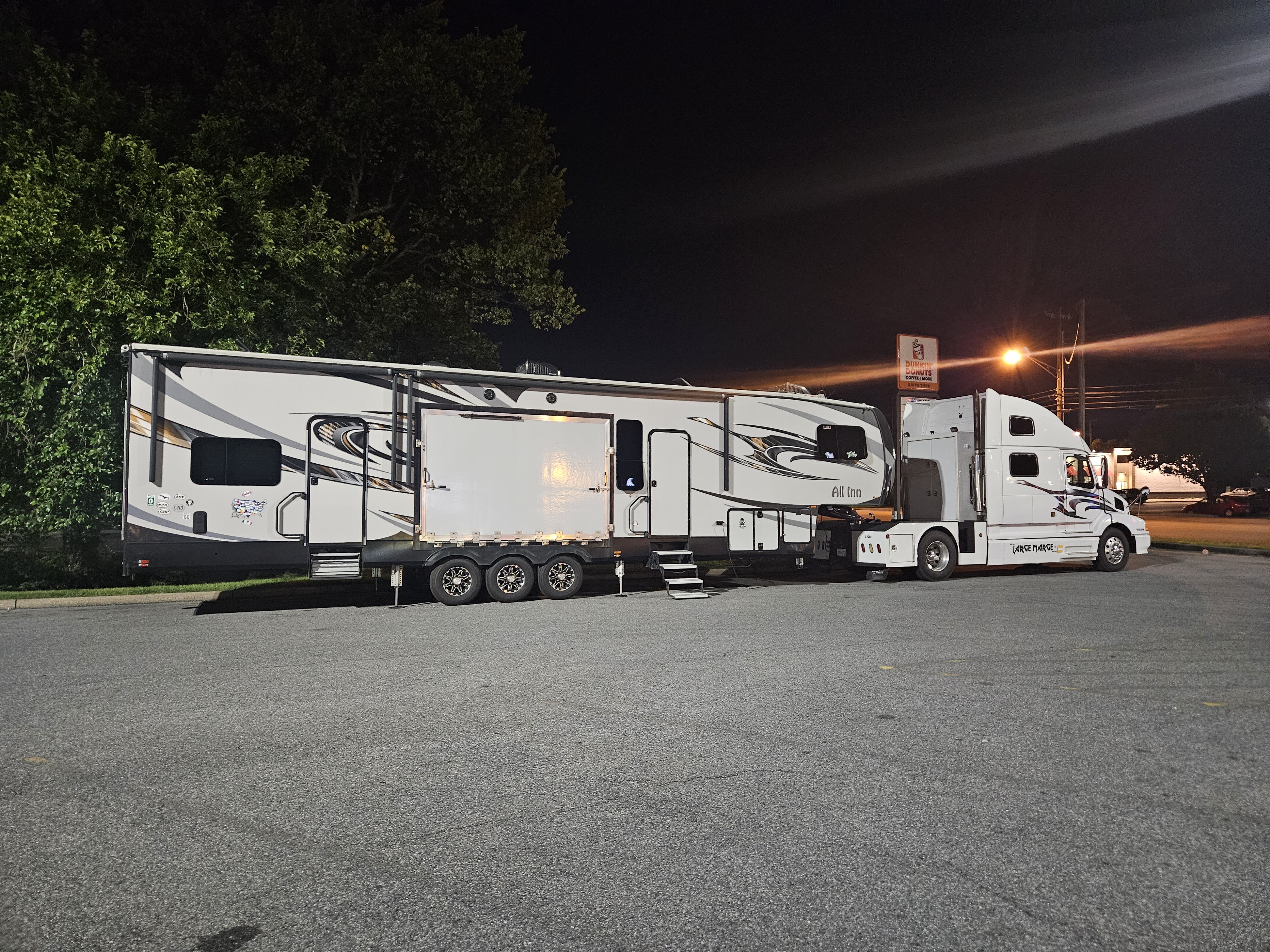2000 Volvo 770 Hauler For Sale - RVs, Tows, and Toads for Sale ...