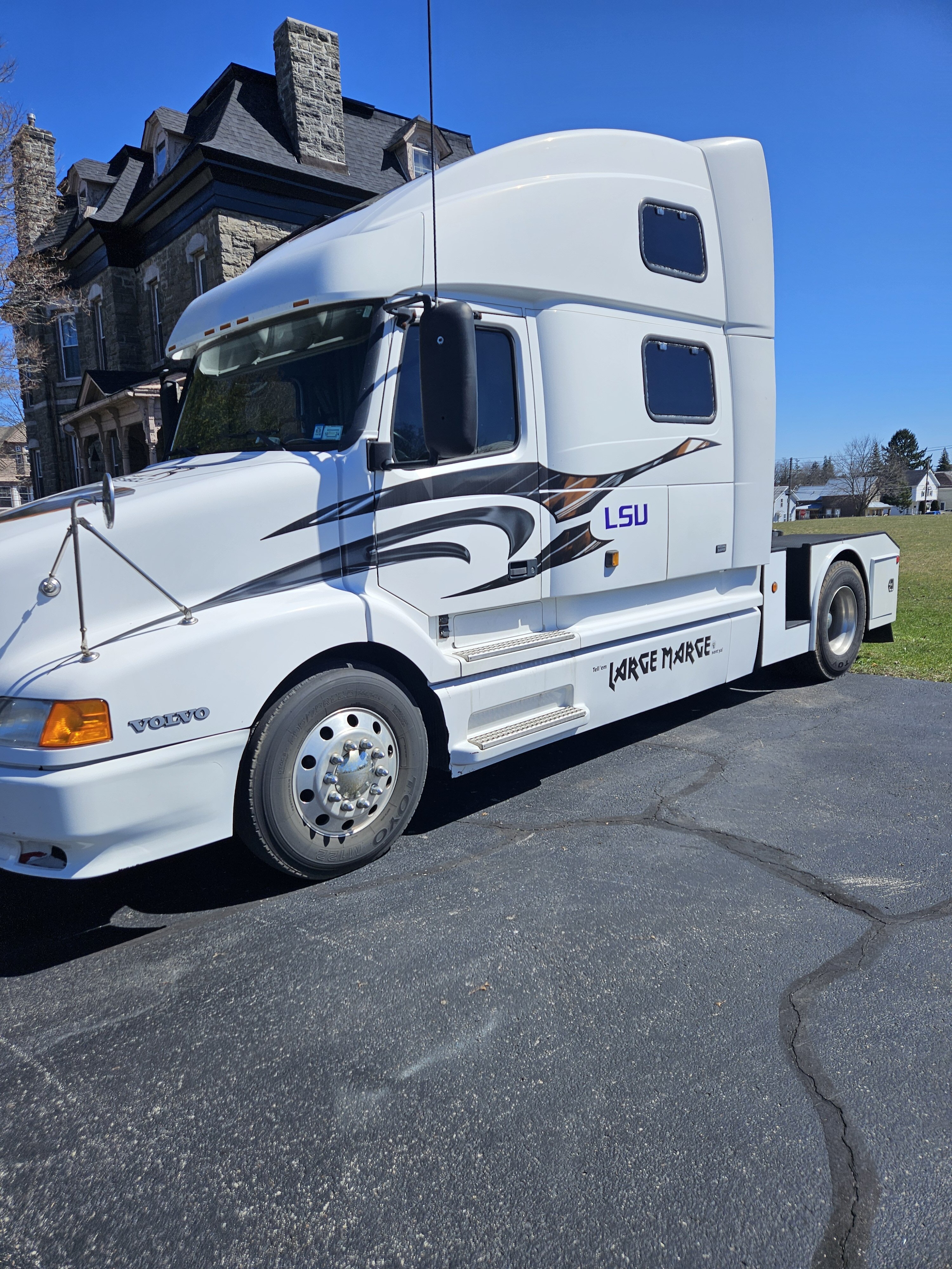 2000 Volvo 770 Hauler For Sale - RVs, Tows, and Toads for Sale ...