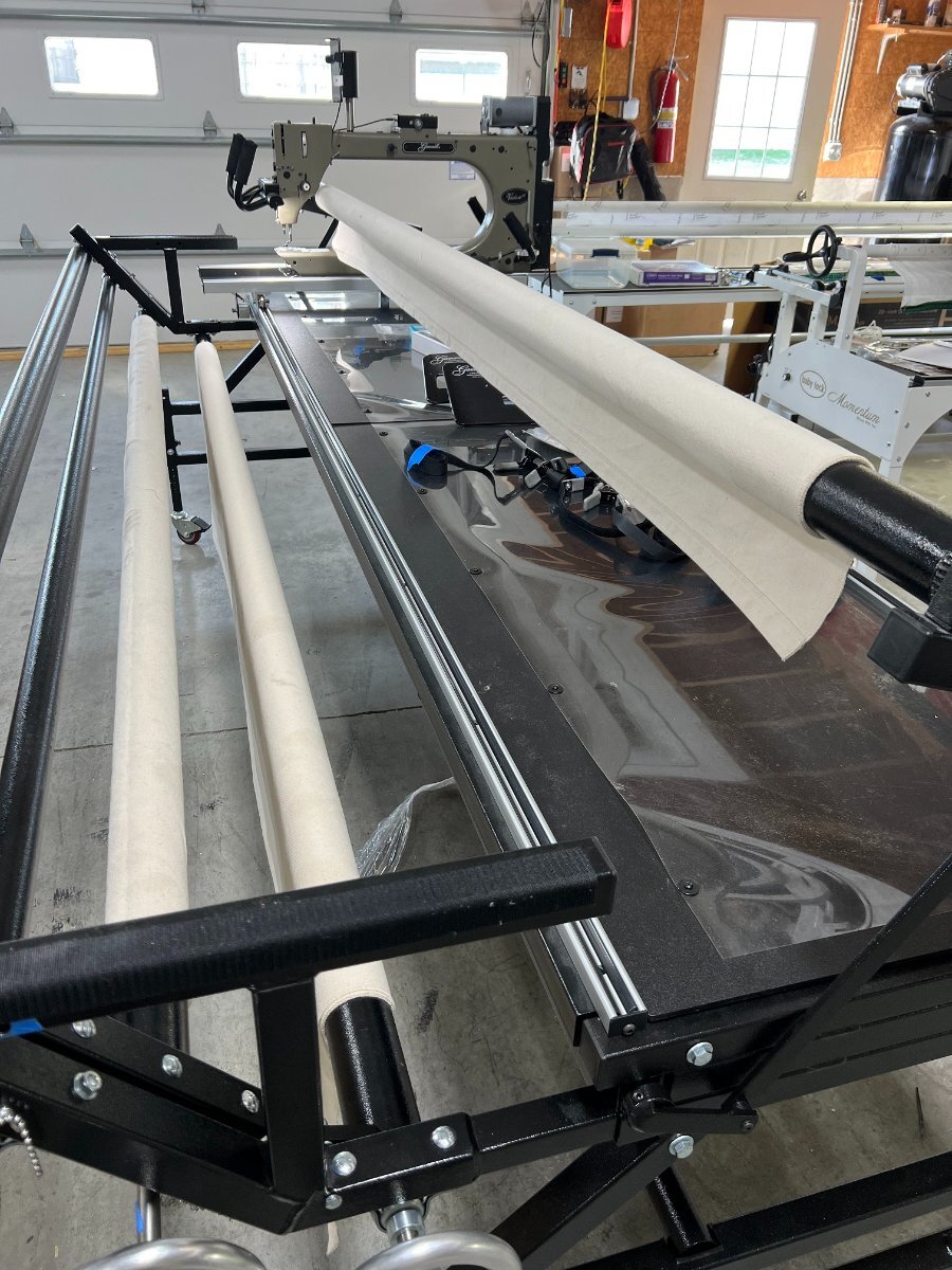 Gammill Vision 2.0 26" with 10 Foot Frame - For Sale - Used Quilting ...