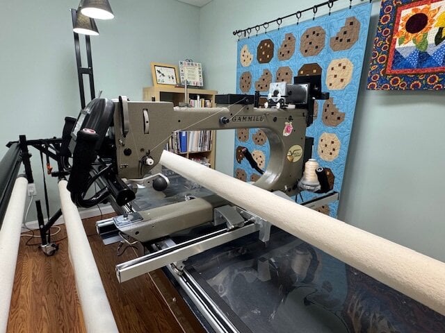 Gammill Vision 26 with 12 foot breeze track and light bar + lots of ...