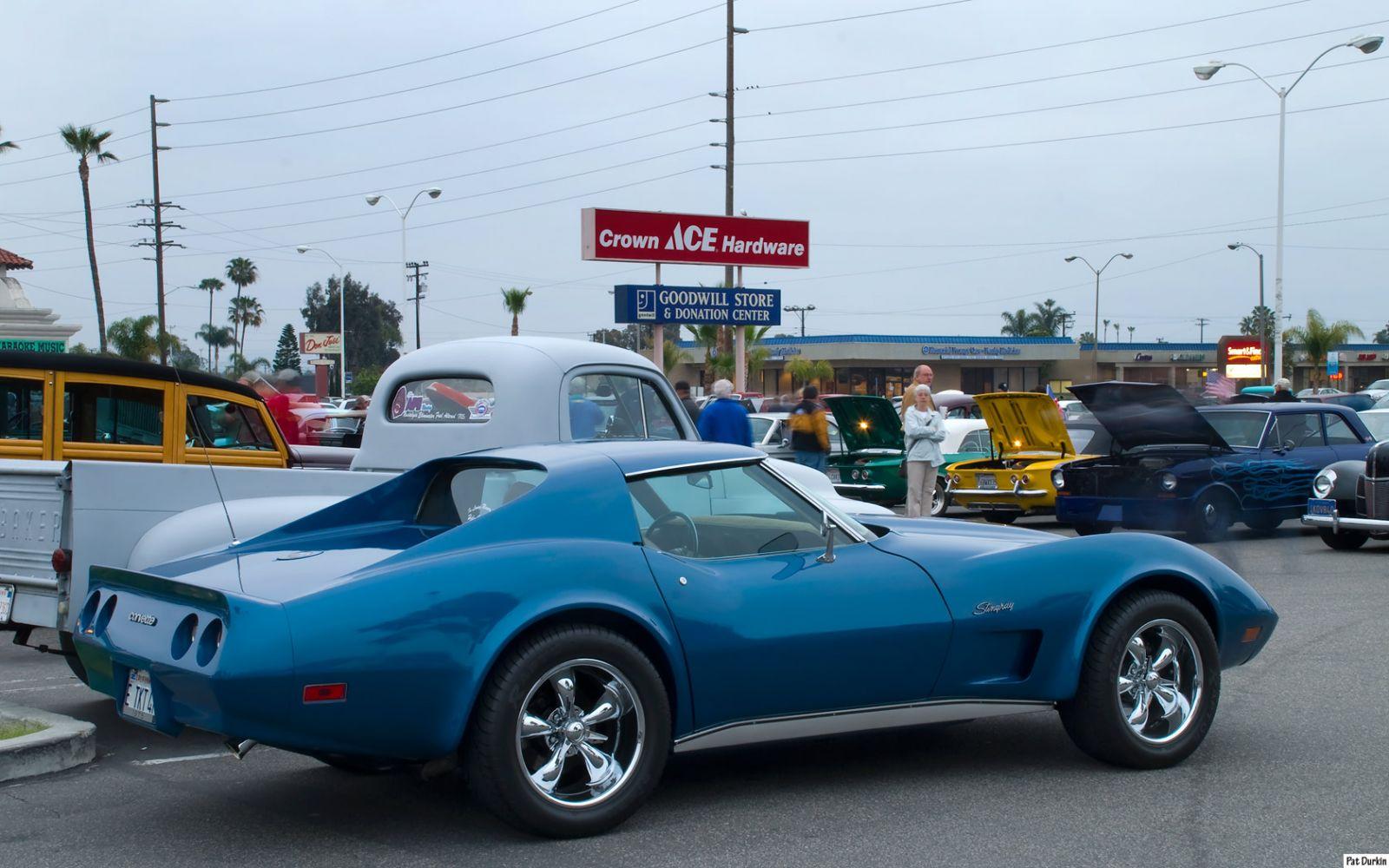 1975 Chevrolet Corvette Stingray Coupe - metallic blue - rvr - General ...