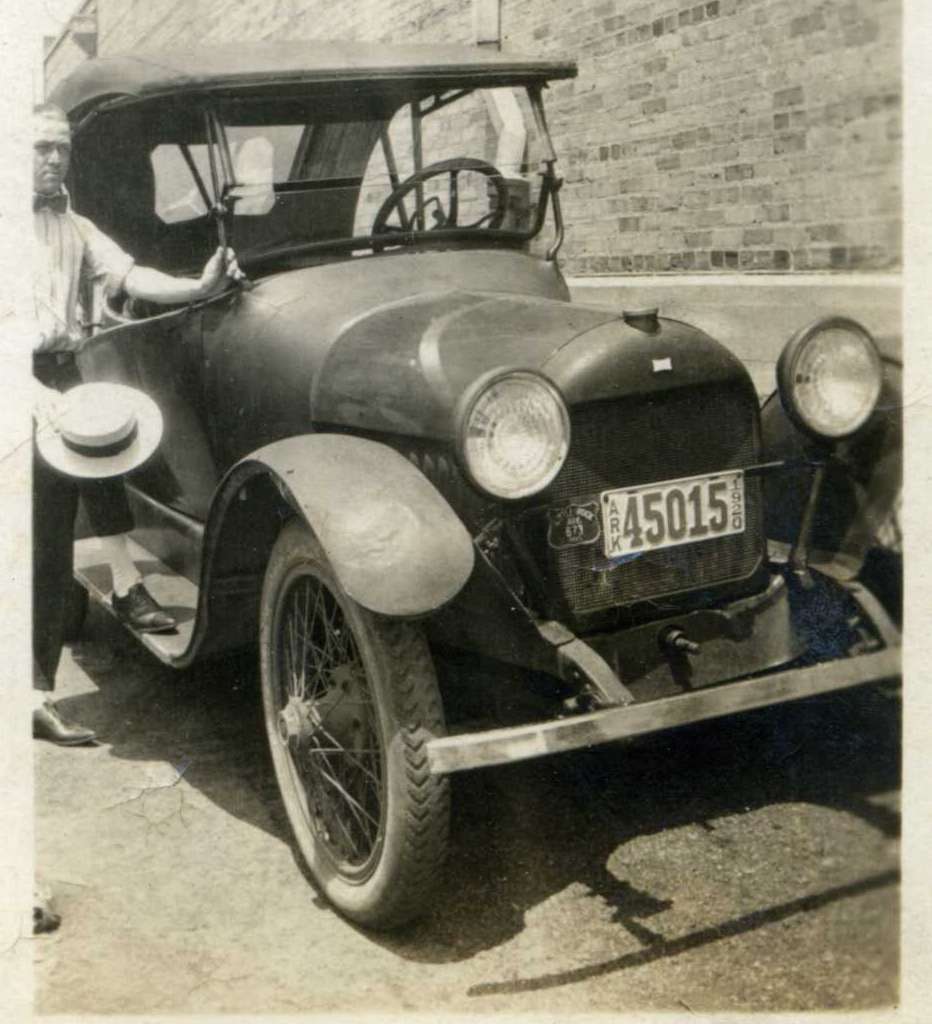 Unidentified car - What is it? - Antique Automobile Club of America ...