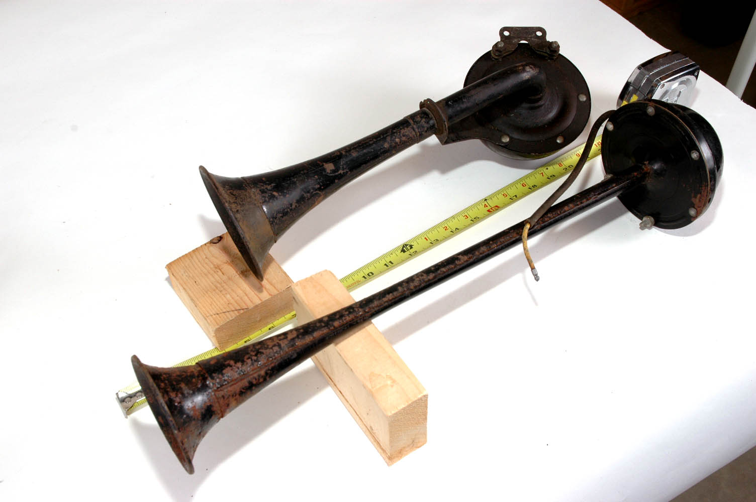 Beep Beep! What do these horns fit?! - What is it? - Antique Automobile ...