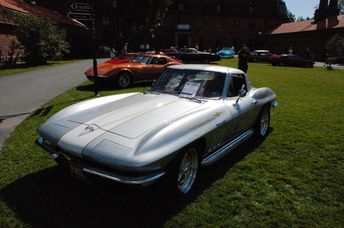 Neil Armstrong's 1967 Corvette Stingray for sale. - General Discussion ...