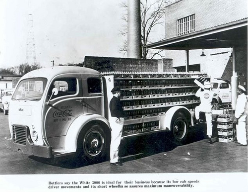 Vintage Delivery Trucks On Main Street U.S.A.: A Pictorial - General ...