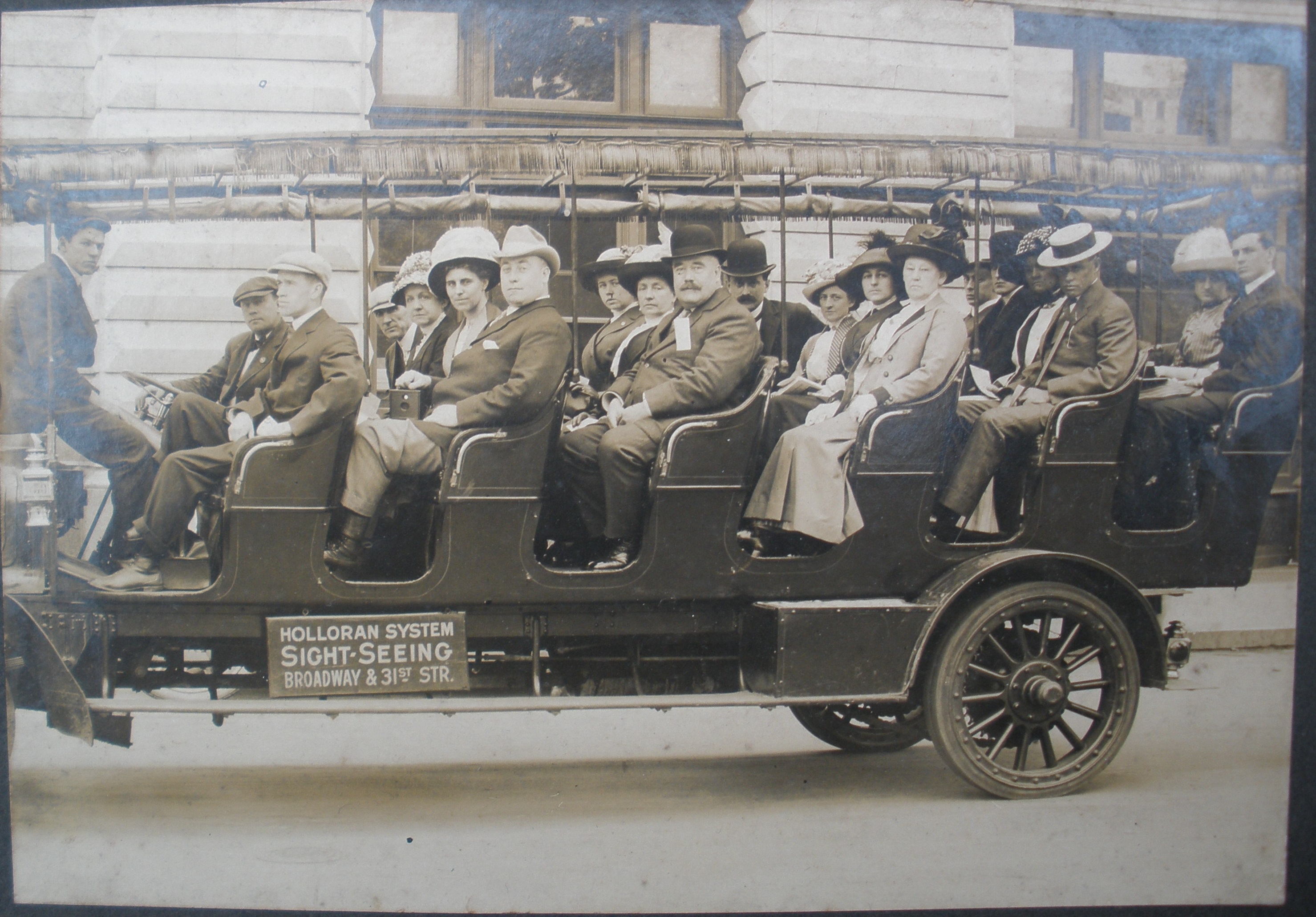 Sightseeing bus - What is it? - Antique Automobile Club of America ...