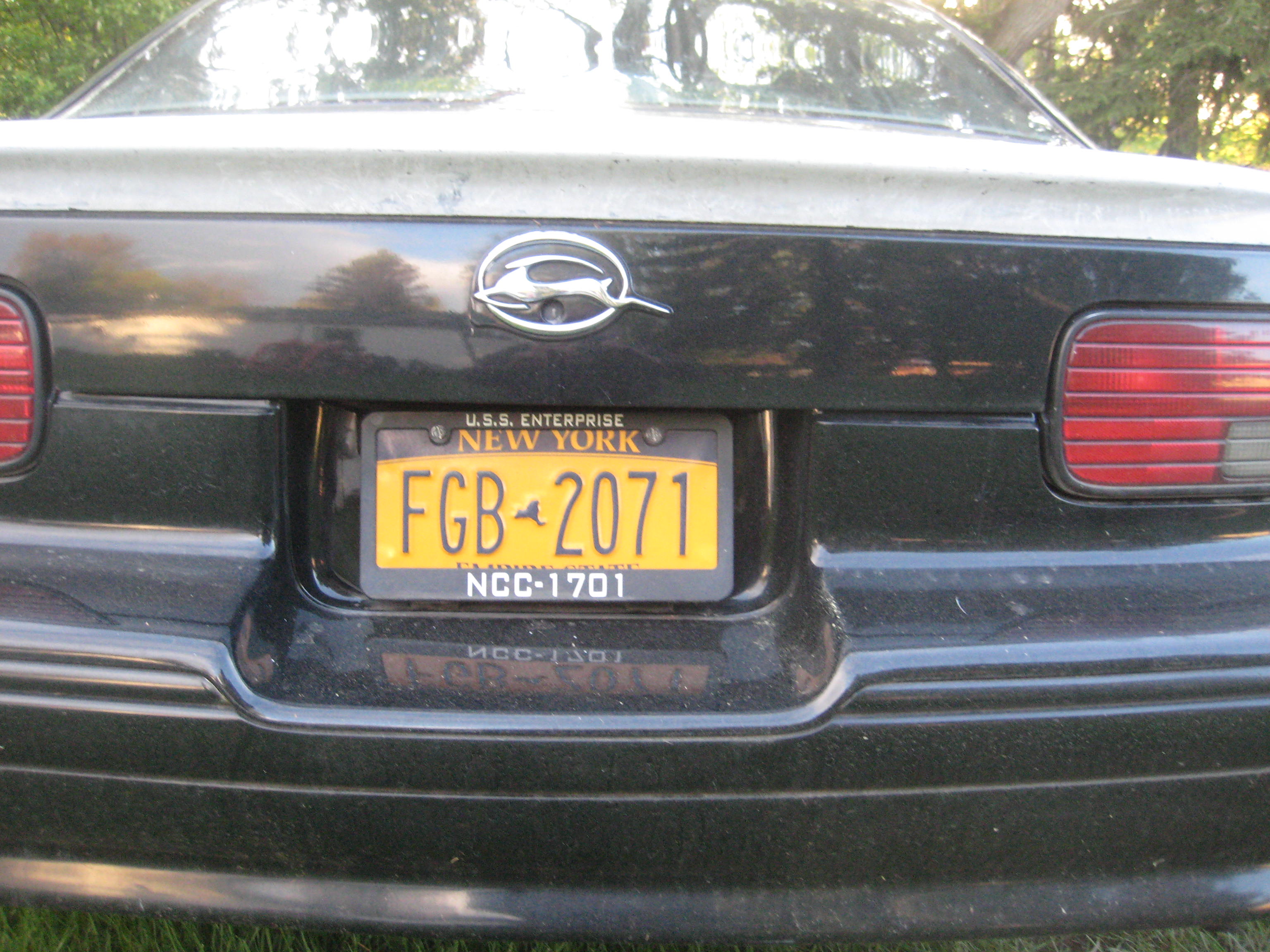 license plate frame - Buick Riviera - Antique Automobile Club of ...